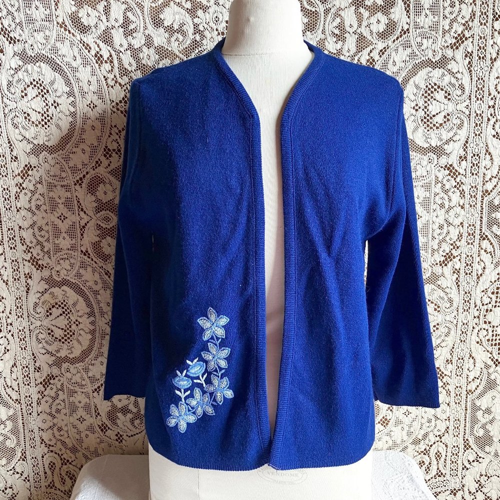 1970s Blue Floral Applique Open Front Cardigan Sweater - Gem